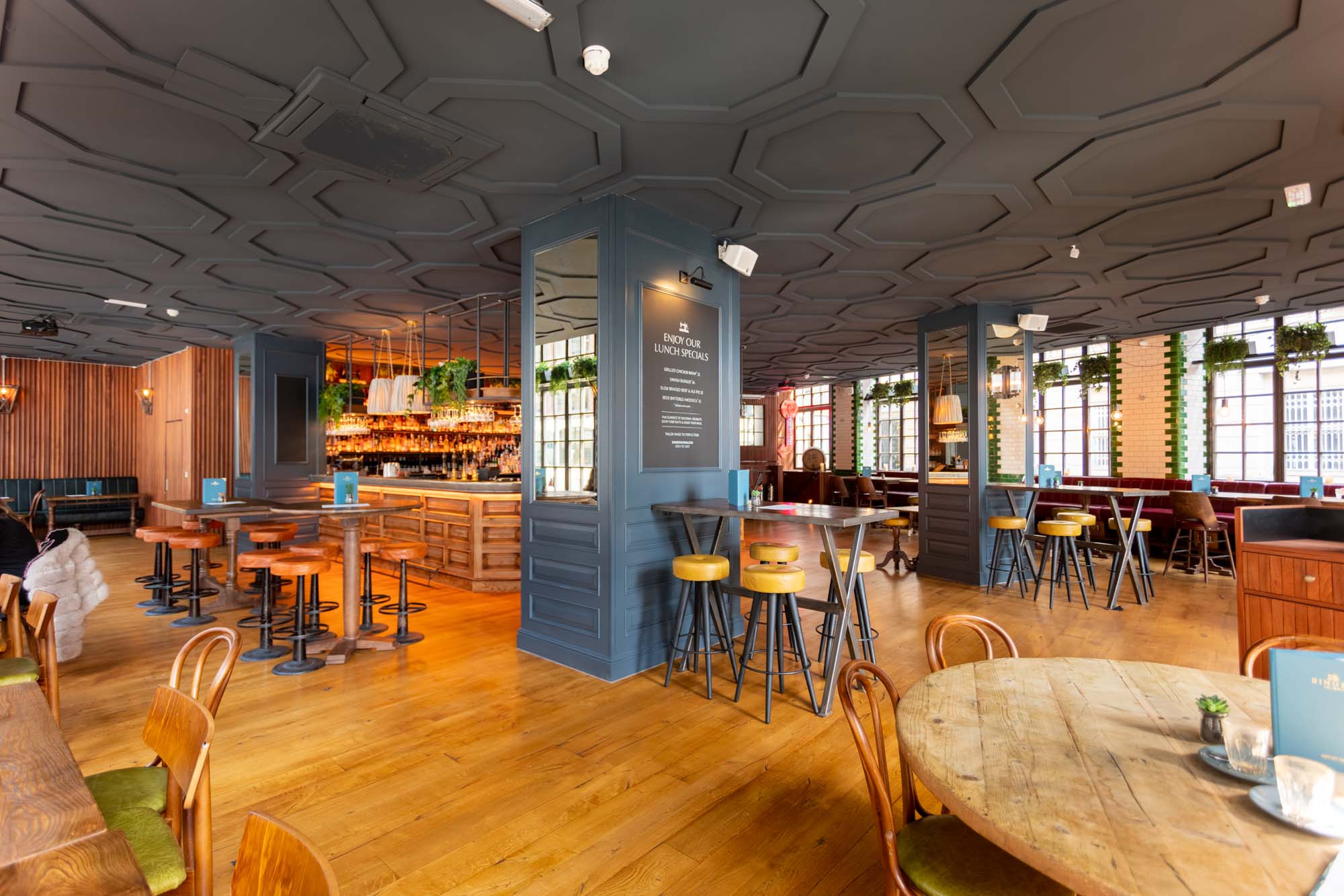 The Singer Tavern - London Venue Hire | Canvas Events